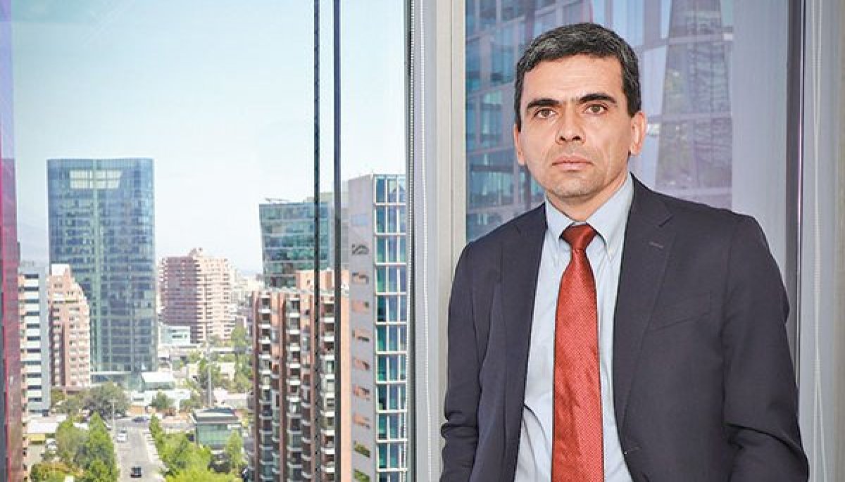 Ex fiscal Carlos Gajardo y asesoría por parcelaciones rurales | Diario ...