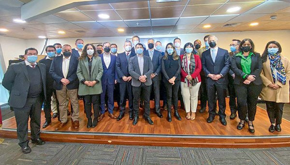 Energía define siete mesas de trabajo para fomentar la inversión ...