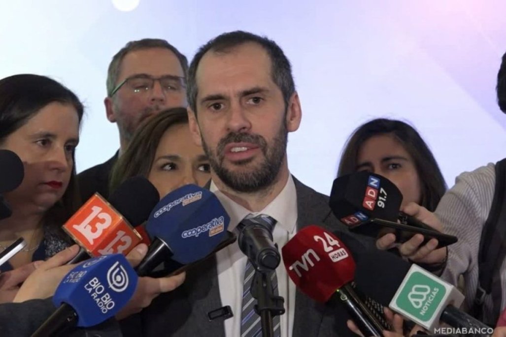 Ahora en DF | Grau entra al debate por críticas del PC a Marcel y ...
